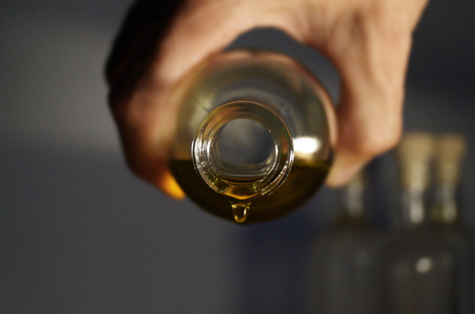 You’re Disposing Cooking Oil Wrong! Try This Hack – FryAway